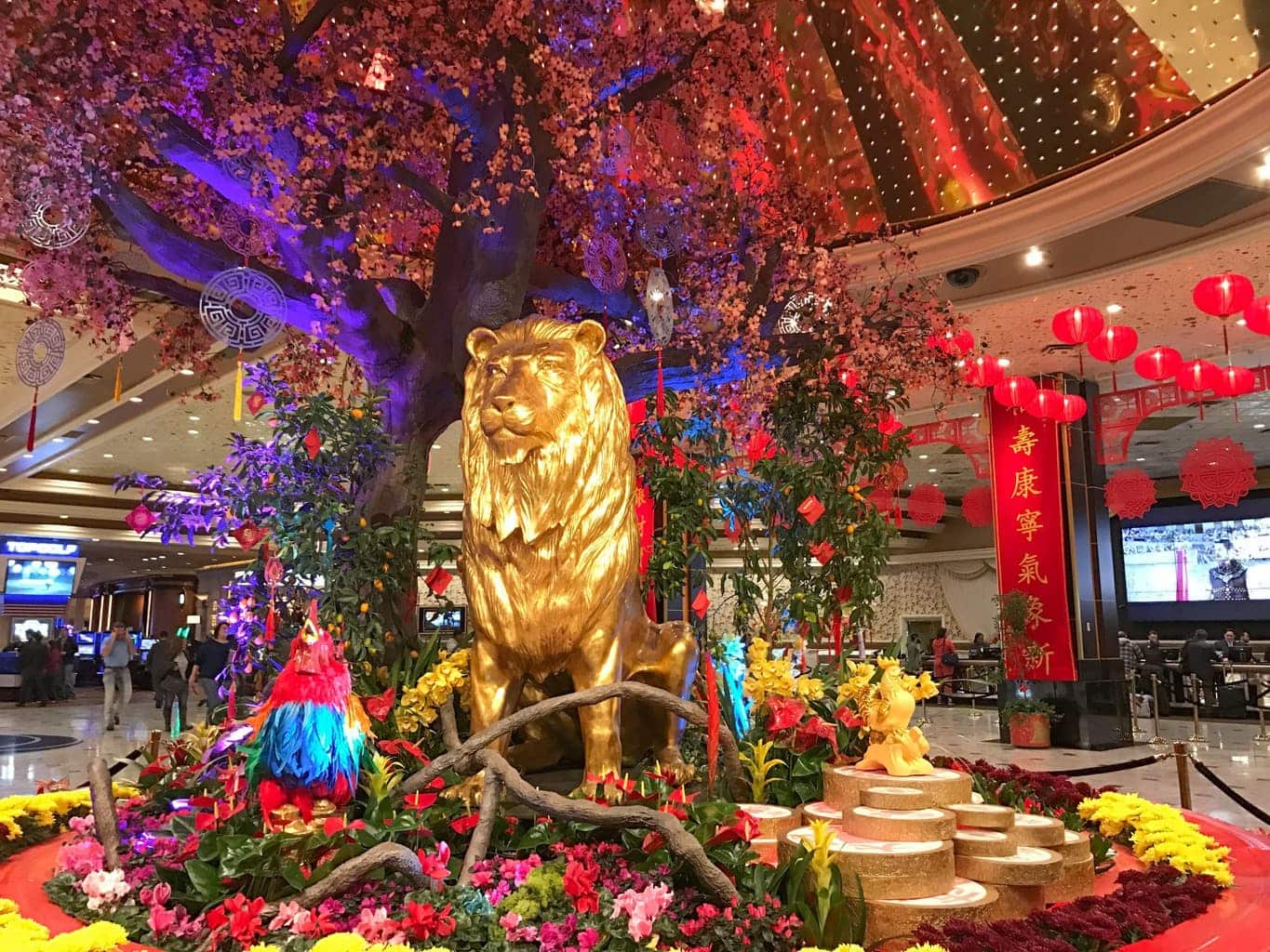 Mgm Grand Lobby Gold Tree The Fox Tower Mashantucket CT | AAA.com