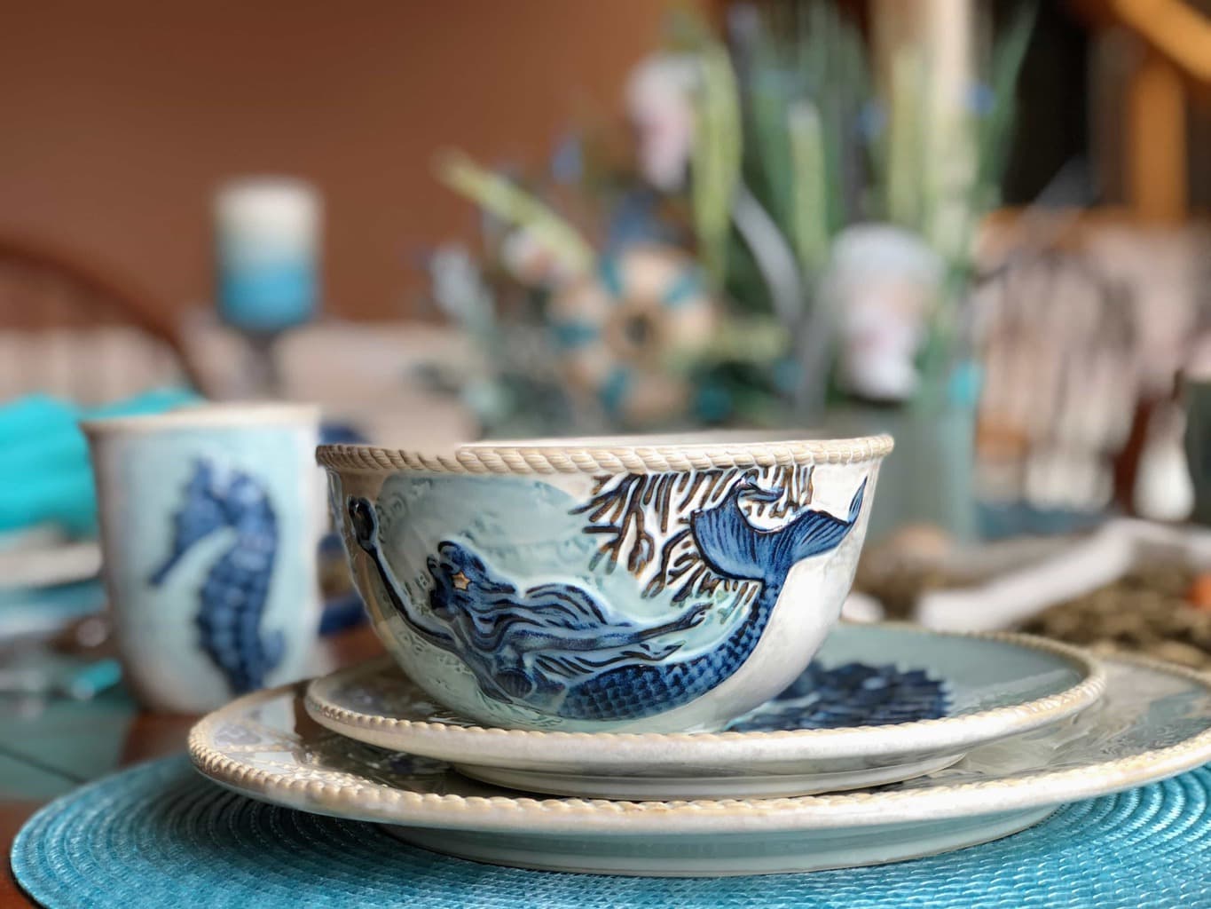 Coastal Table Decor Ideas - Perfect Beach Theme Dinnerware