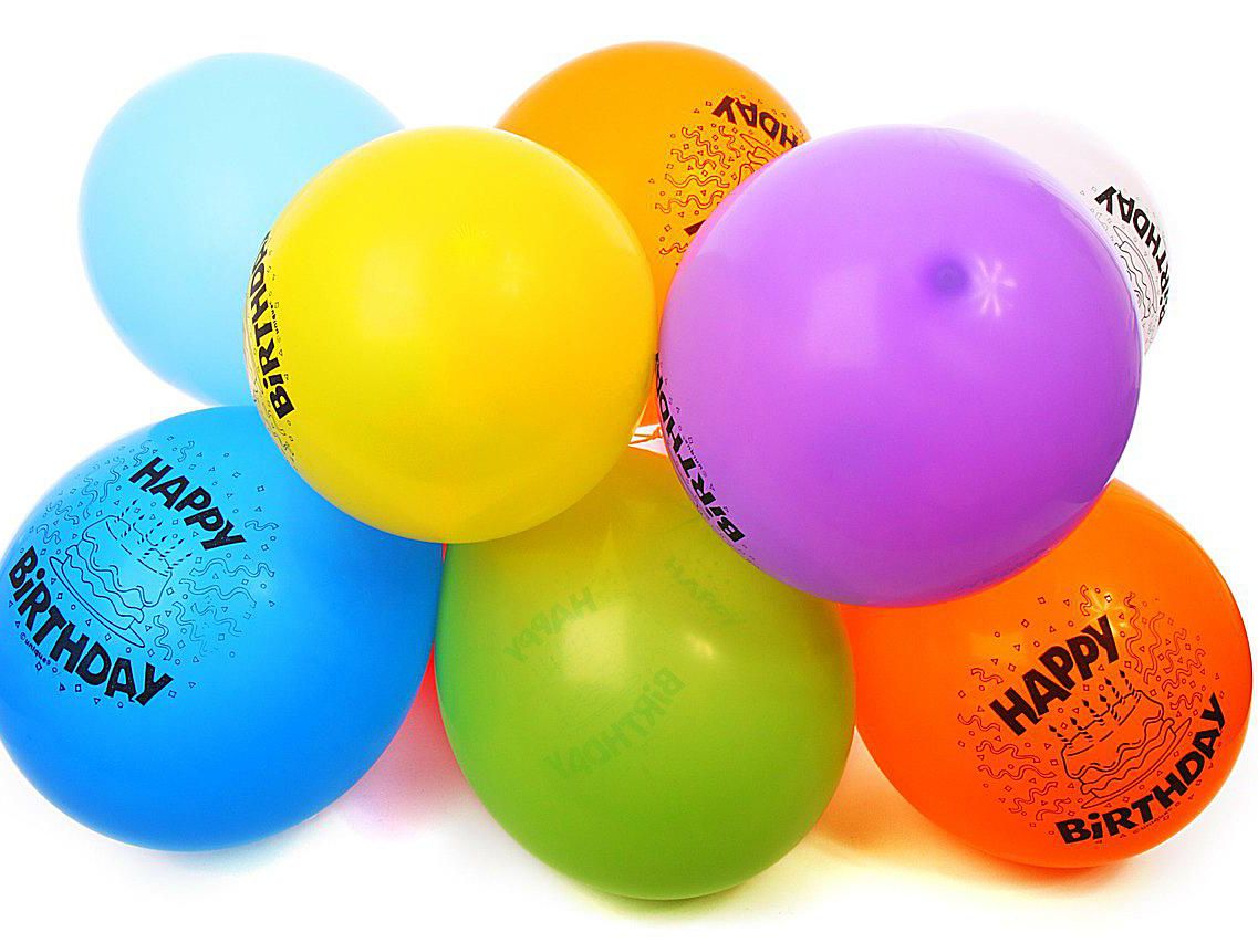 15 Fun Family Games To Play When You're Stuck in the House