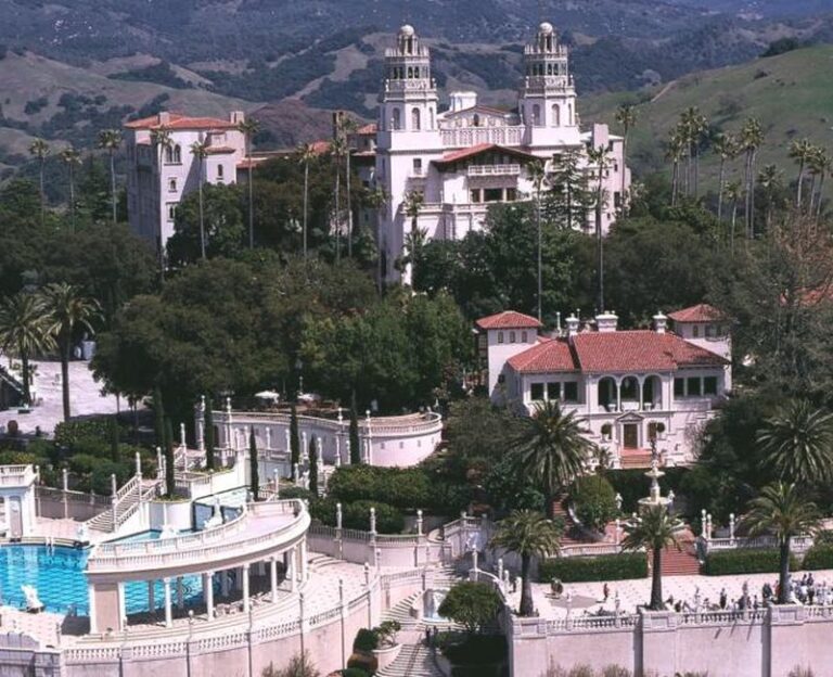 11 Amazing Castles in California