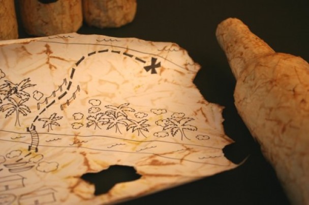 15 Fun Treasure Hunt Clue Ideas